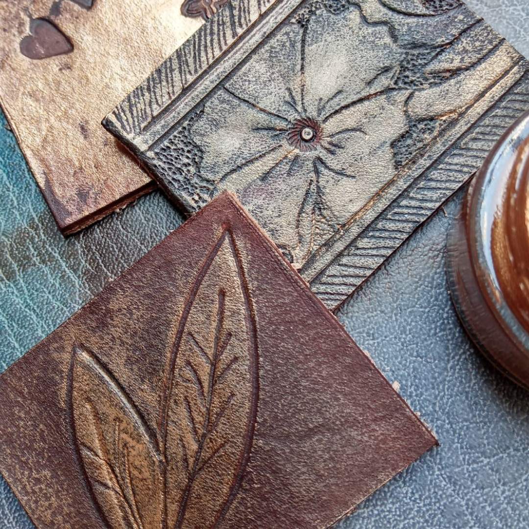 Antique Gold Finger Wax | identityleathercraft