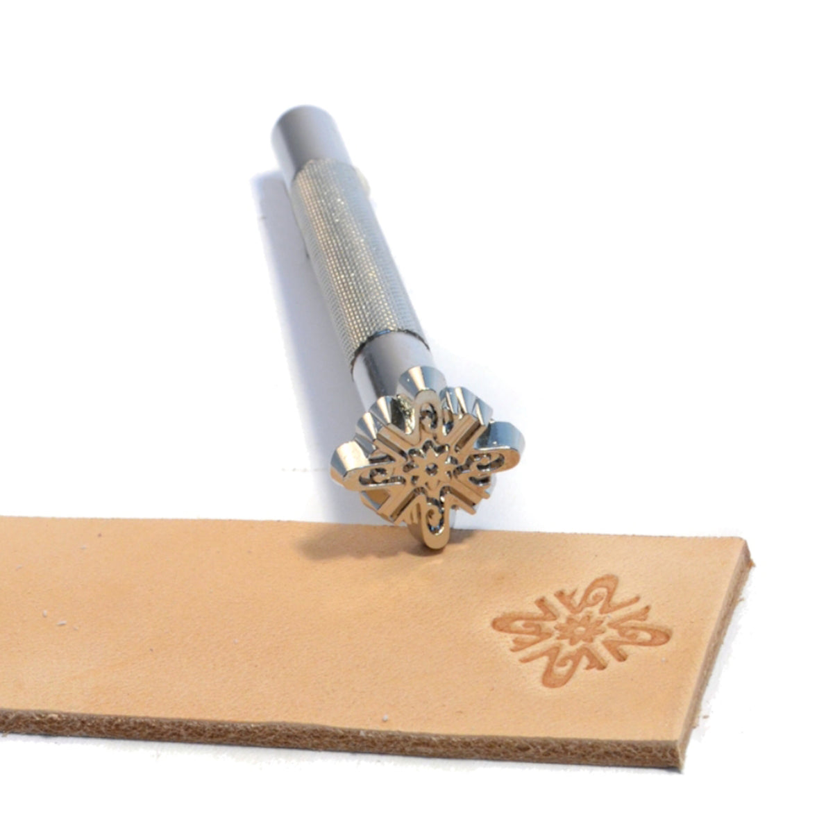 Geometric scroll leather stamp | identityleathercraft